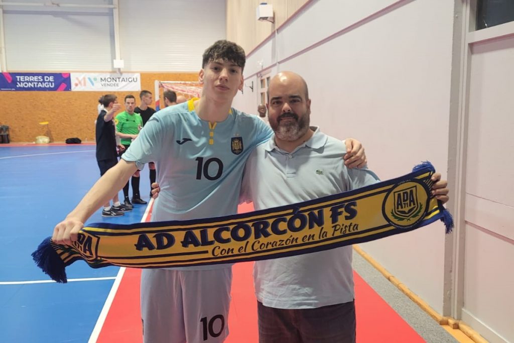 El impresionante debut del alcorconero David Segovia con la selección española sub19 de fútbol ...