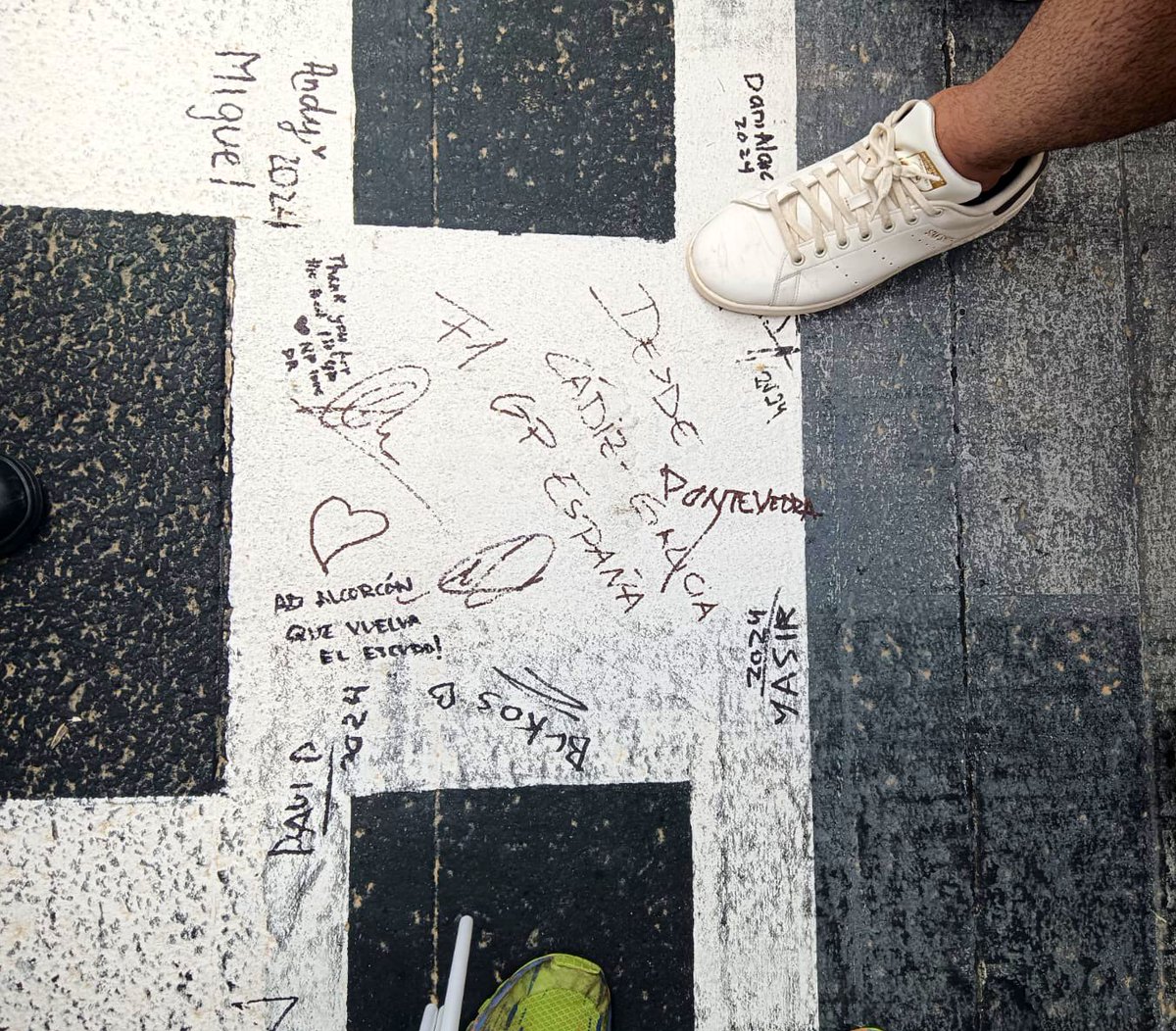 La campaña para recuperar el antiguo escudo del Alcorcón llega a la ...